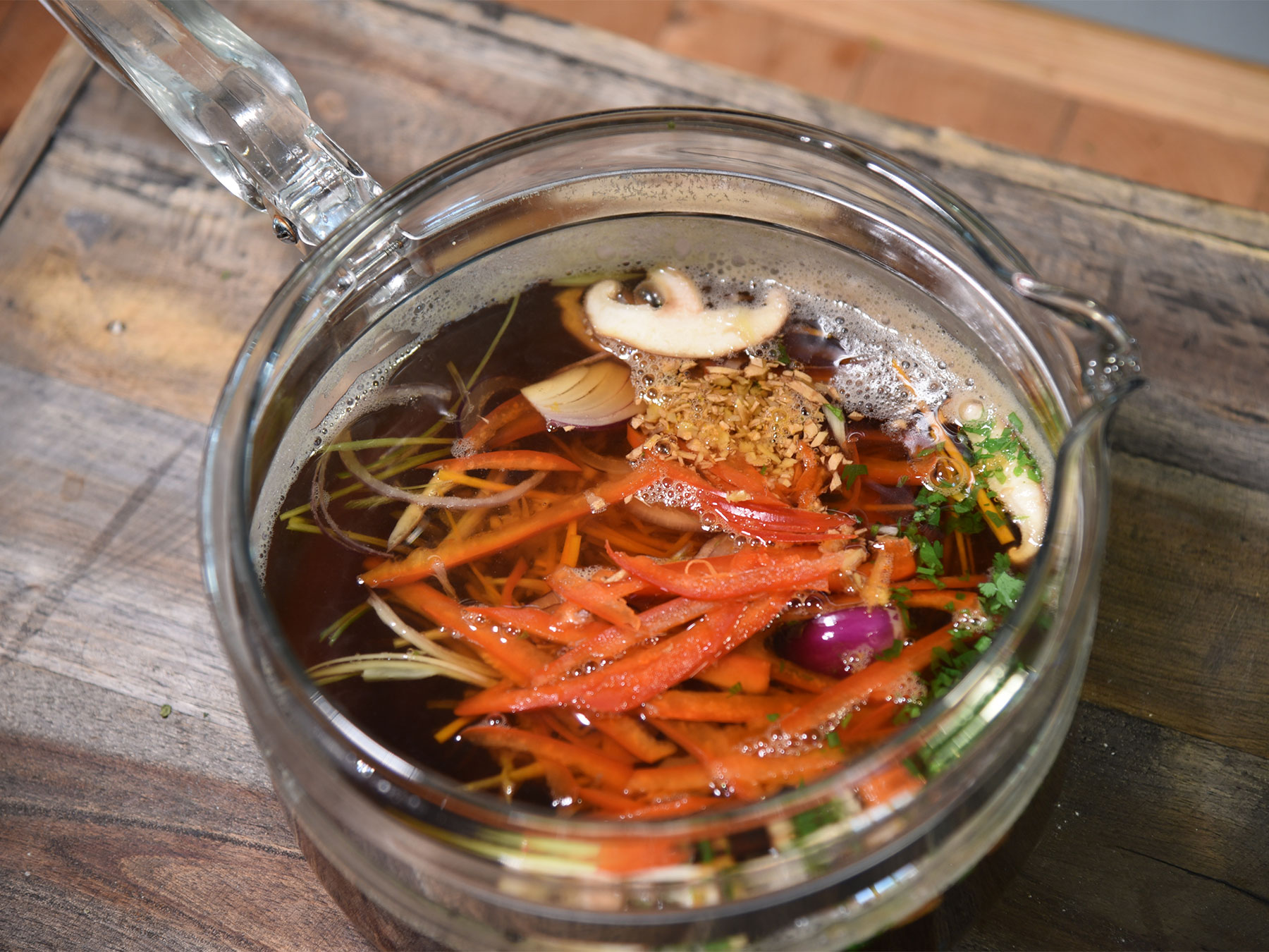 Dashi groentesoep met vega balletjes - Amanprana